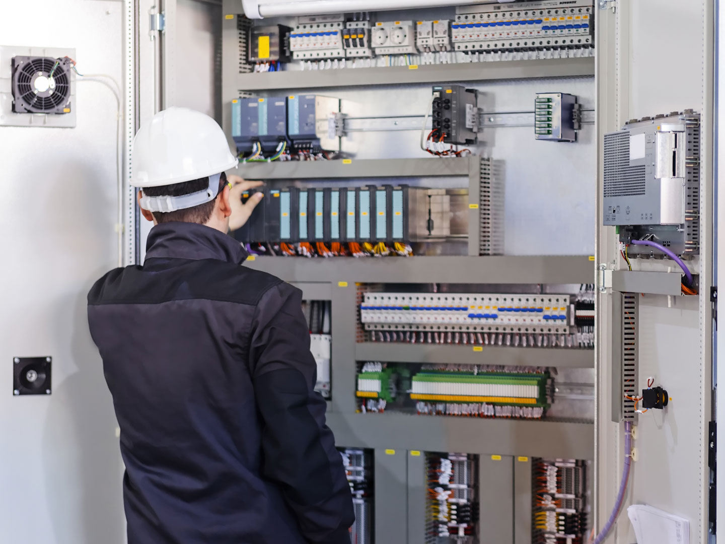 UL 508A Certified Control Panels - Control Specialists